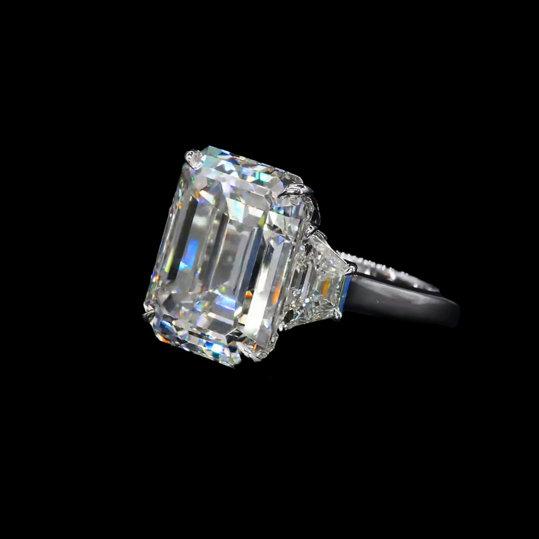 Trapezoid Emerald Trio – Diamonds On Skin